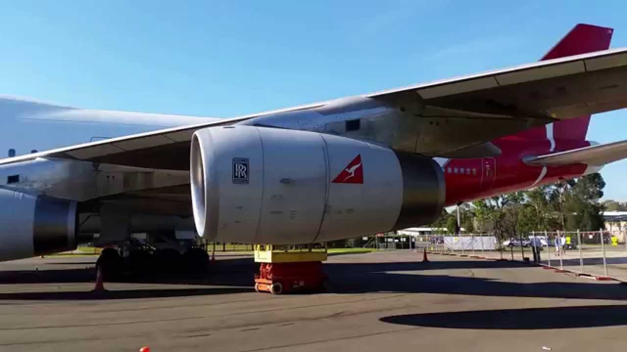 Qantas 747-400 Albion park side view - YouTube