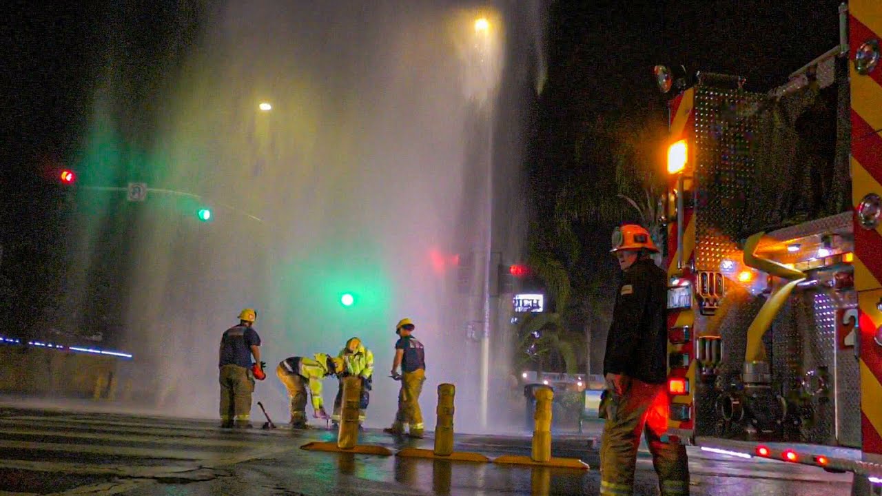LAFD Light Force 64: Sheared Hydrant (Florence & Western) - YouTube