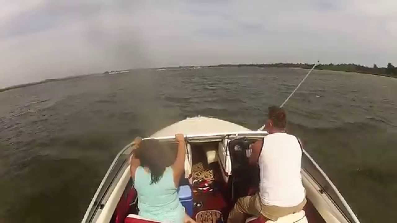 BOO BOO The Boat at Pool - YouTube