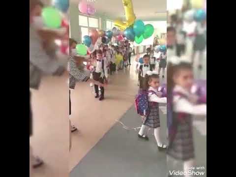 Sumqayıt şəhər 22 sayli tam orta məktəbə ilk qədəm qoyan 1cilər  şəhidlərimizi belə andılar.