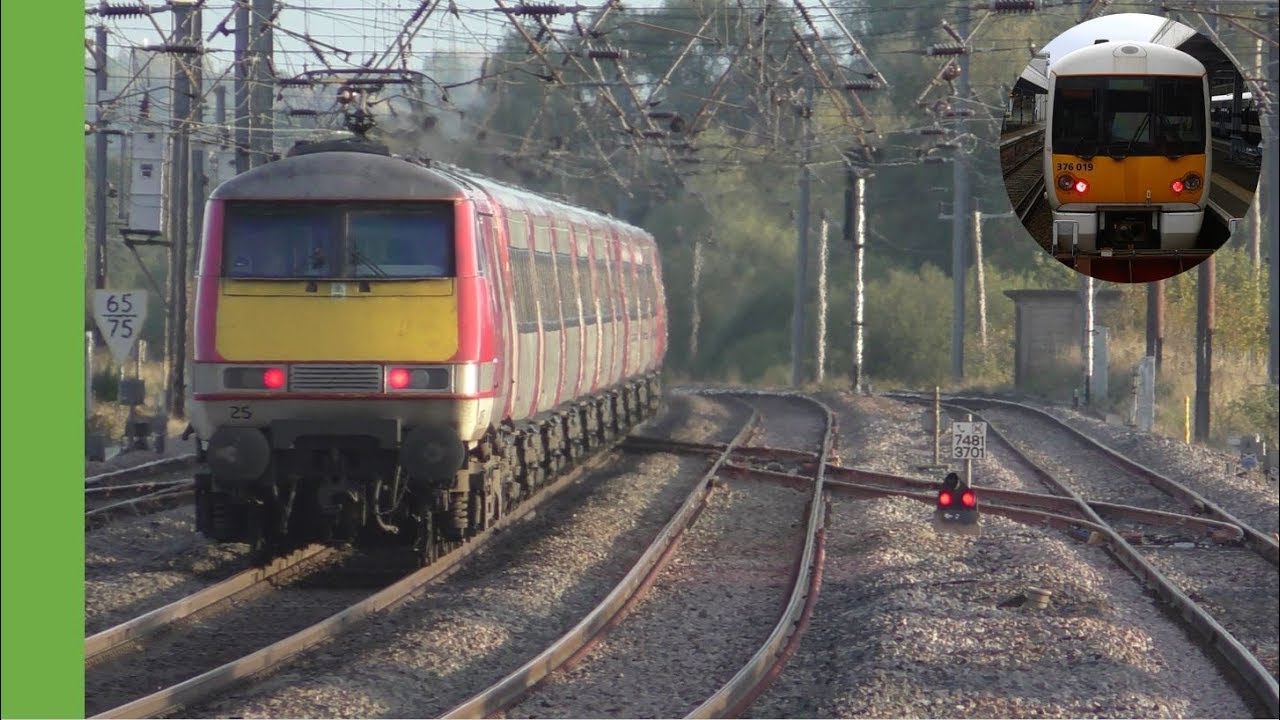 Trains at Sandy - YouTube