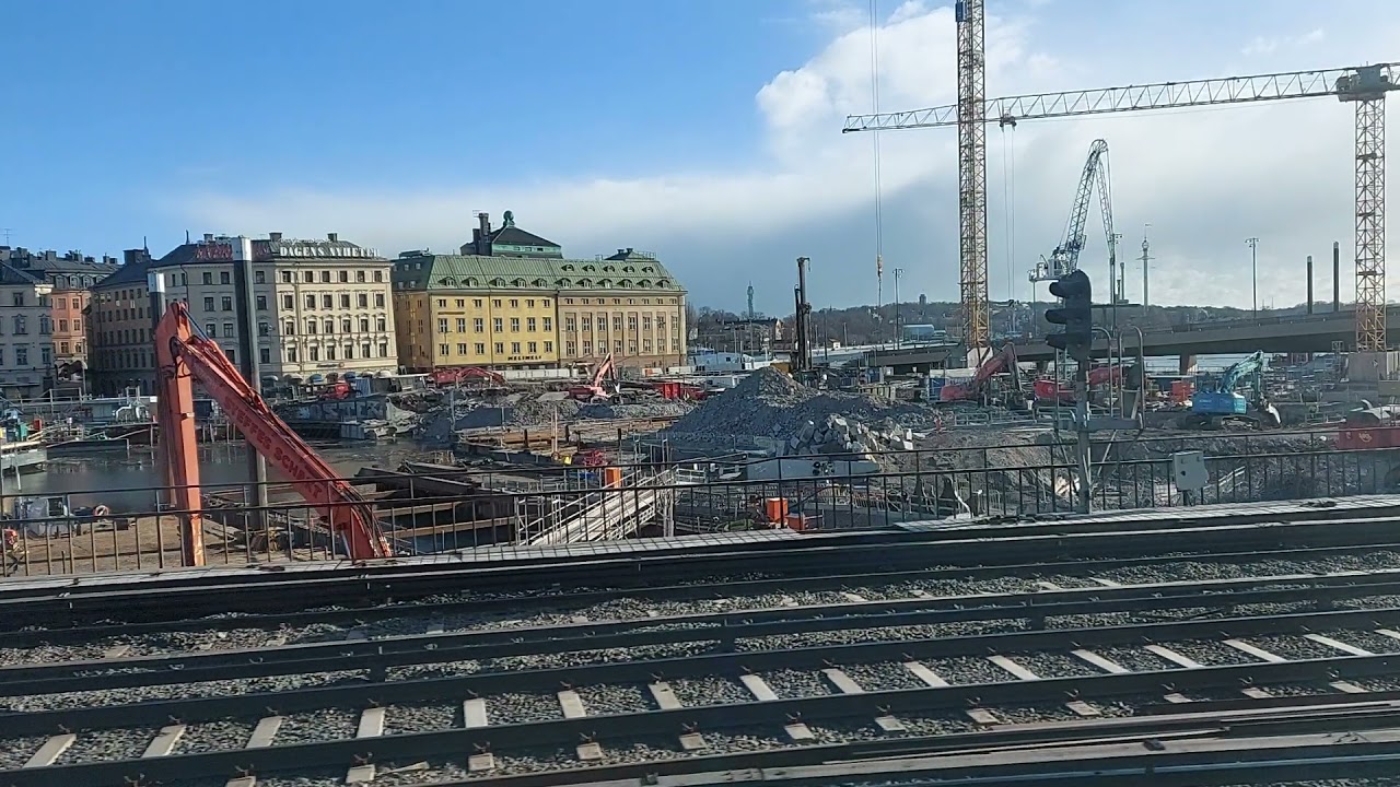 Slussen till Gamla Stan 2021-03-19 - YouTube