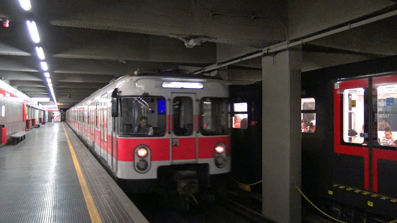 Metro Milan Ligne 1 - YouTube