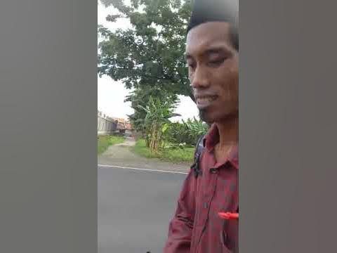 Ke Makkah Jalan Kaki dari Sampang Madura - YouTube