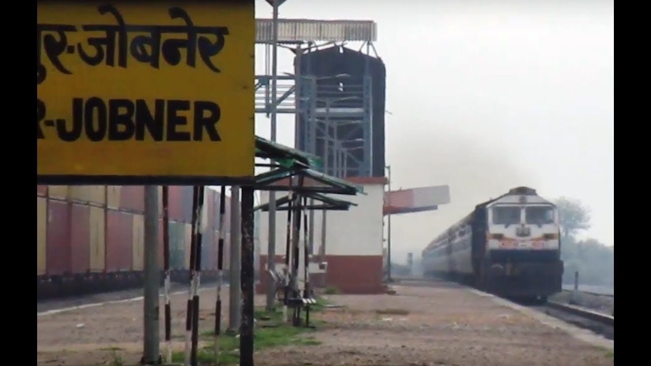 Epic Encounter of EMD and Alco!! Blazing 110kmph show at Asalpur Jobner ...