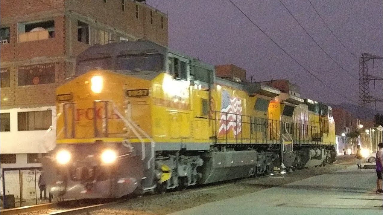 GE C41-8W #1037 EX UP #9487 & GE C41-8W #1035 EX UP #9532. - YouTube