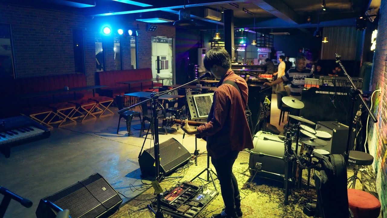 Gig sa TakeOver Lounge - Quezon City! - YouTube