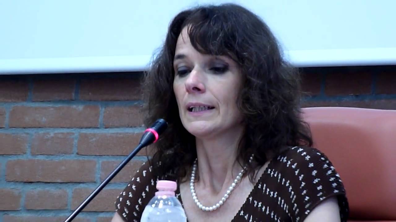Francesca Melandri presenta il suo romanzo "EVA DORME"a Taglio di Po ...