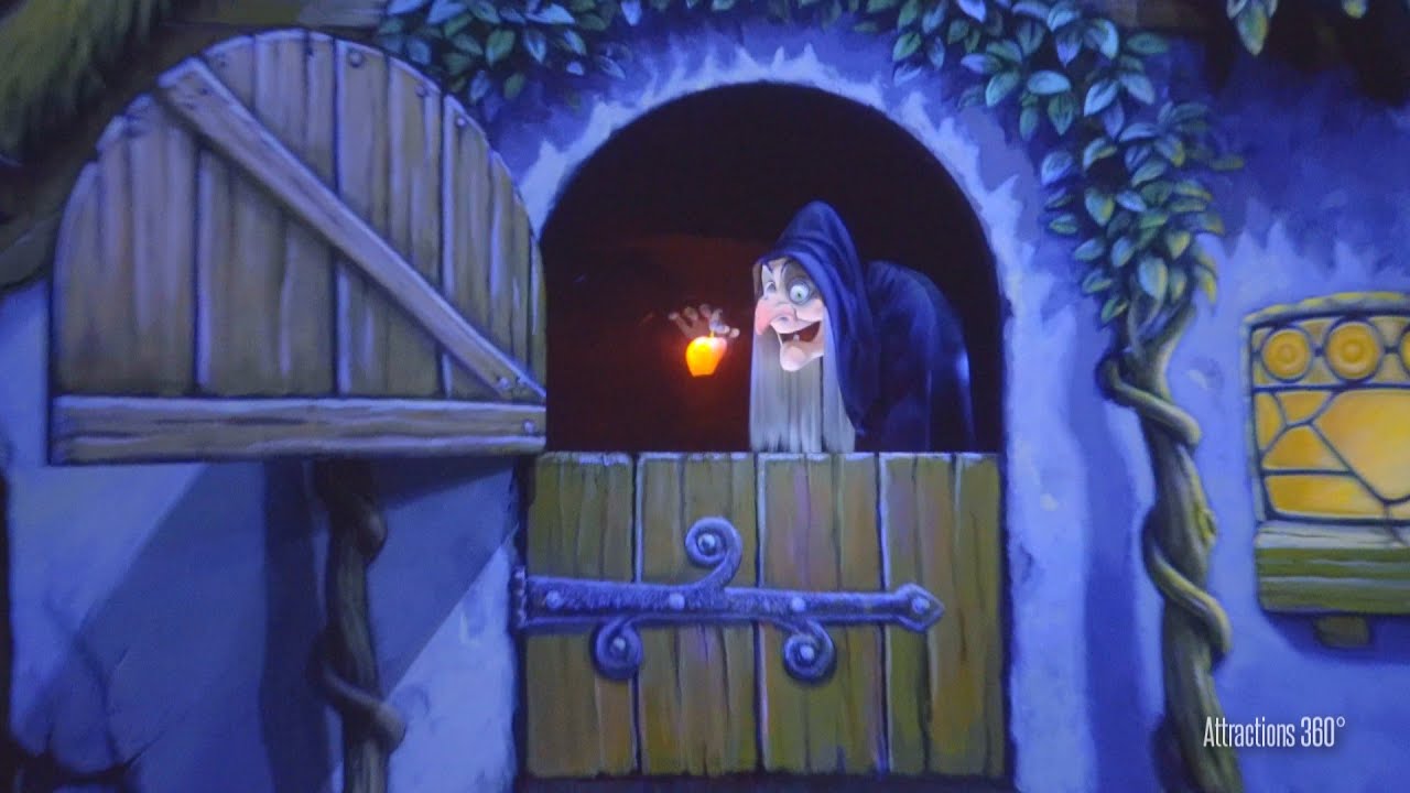 [4K] Tokyo Disneyland Snow White Ride 2016 - YouTube