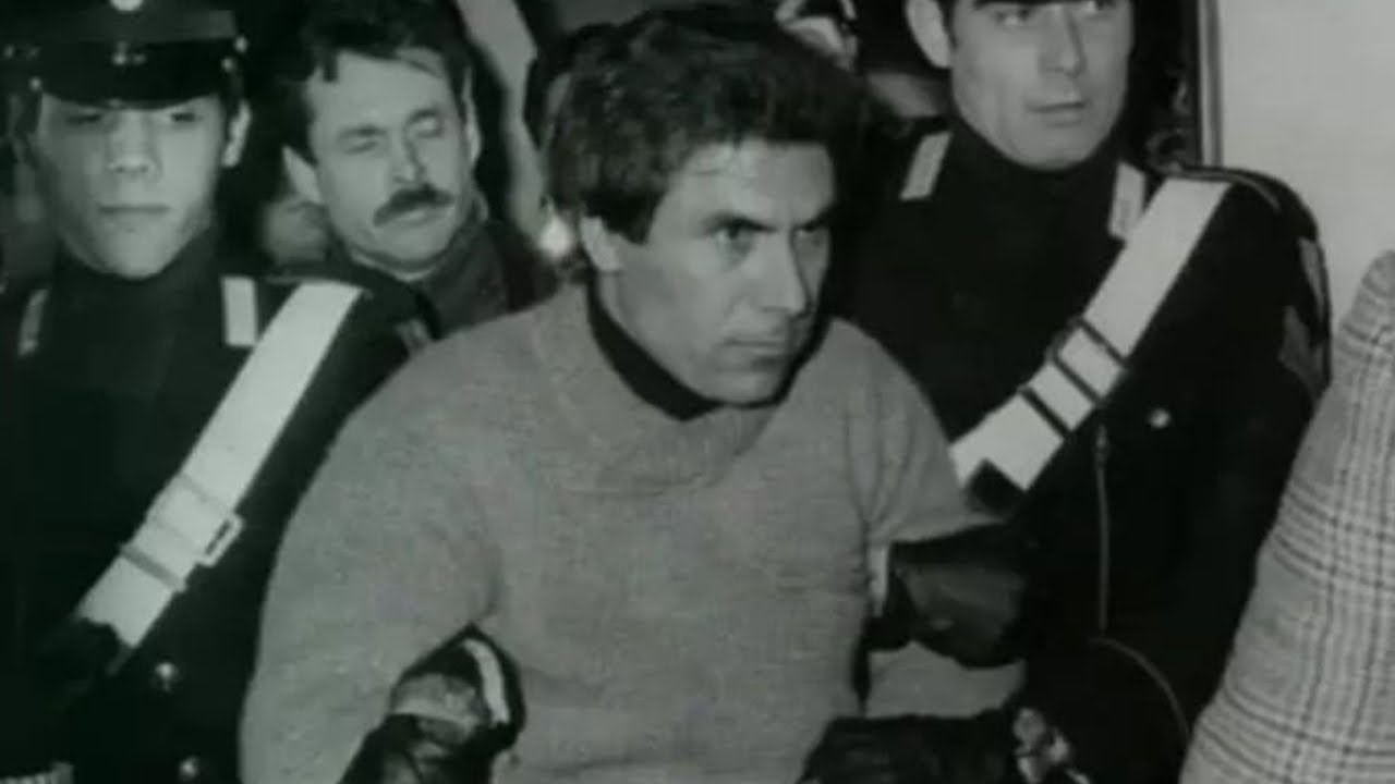 L’ammazza sbirri: La Vera Storia di Leoluca Bagarella (Documentario ...