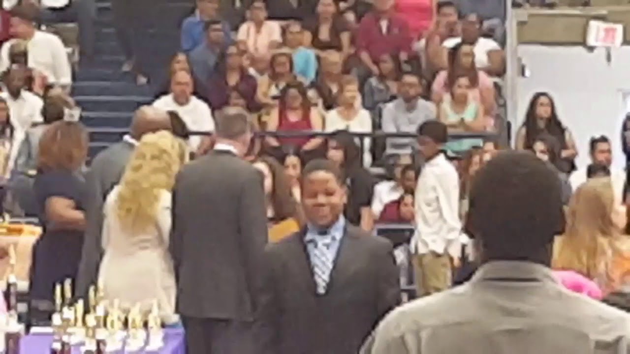 Elle's middle school graduation - YouTube