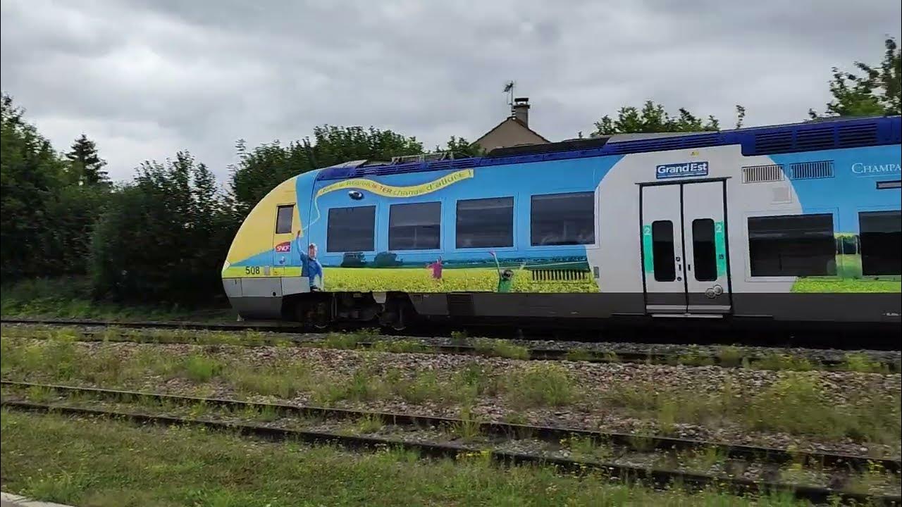 passage d'un AGC ex Champagne-Ardenne a Saint Brice Courcelles a destination de Fismes (TER Fluo ...