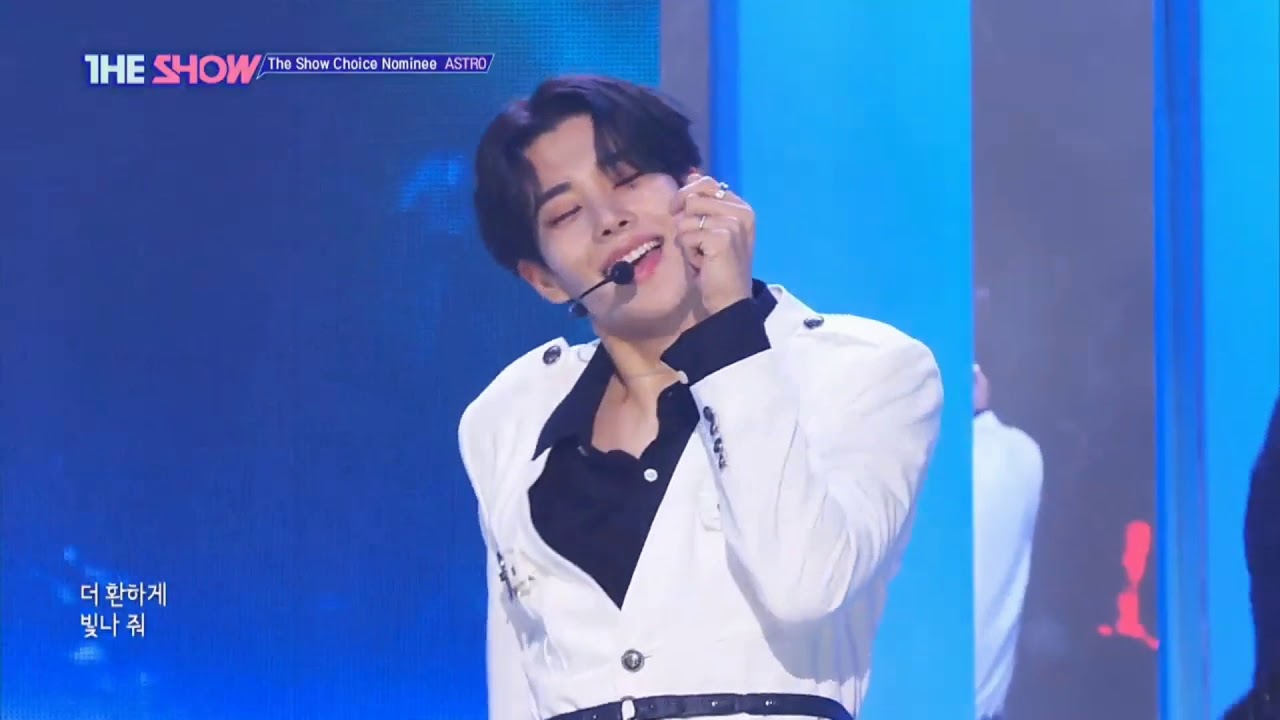 Knock - ASTRO Live Performances Compilations - YouTube