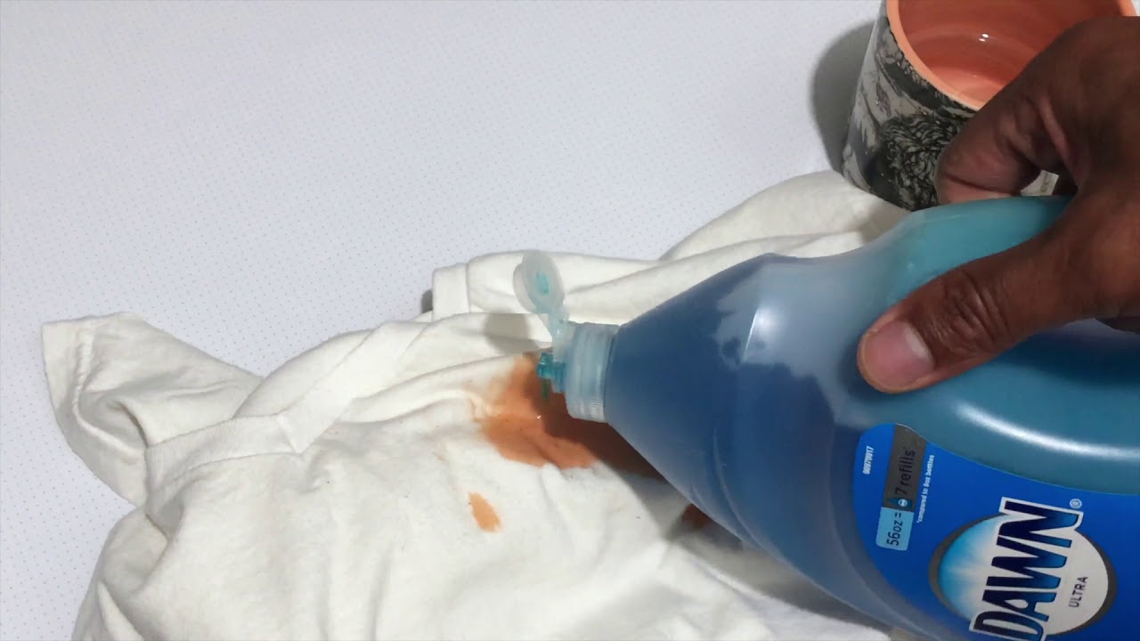 How to remove a stain with dish detergent - YouTube