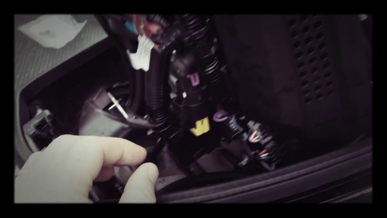 VesselView Mobile - one handed install - YouTube