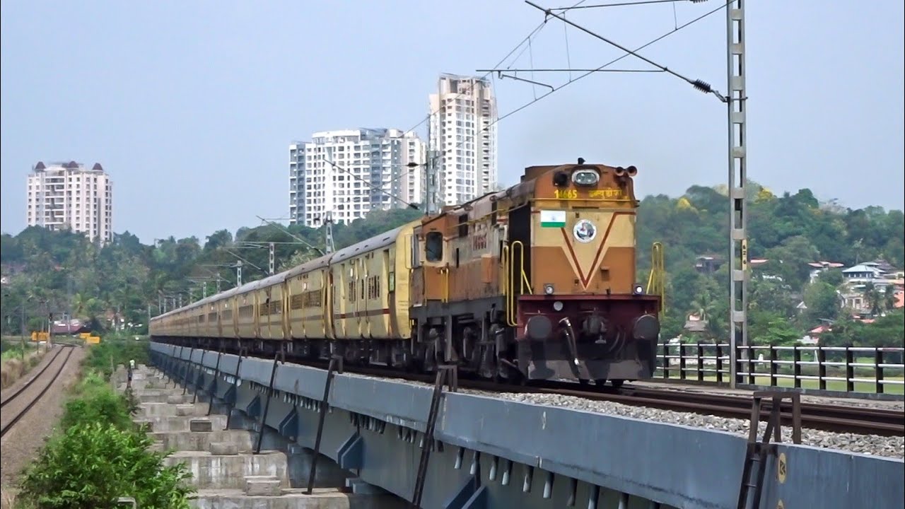 One of the few surviving ALCo powered trains | ERS WDG3A with 16361/62 ...