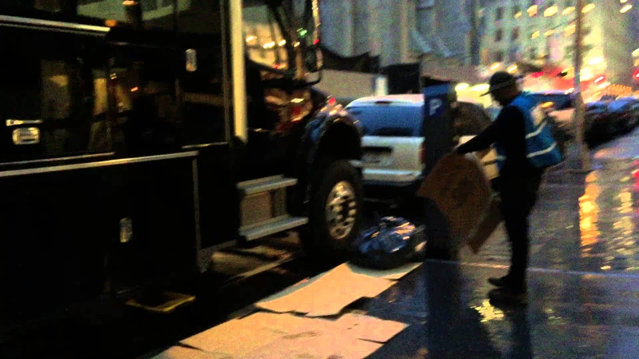 MINI WALK AROUND OF THE NEWEST F.B.I. MOBILE COMMAND POST CENTER IN ...