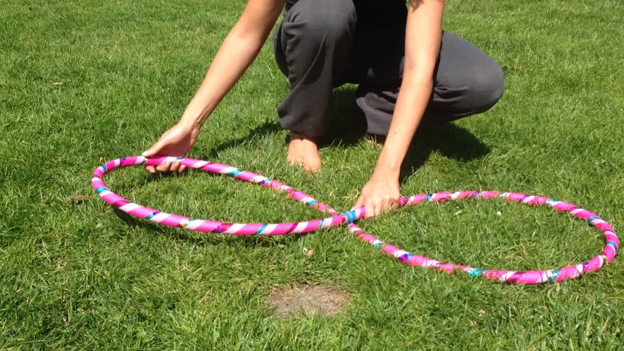 Hoe vouw ik mijn Hoopsadaisy hoepel op? - YouTube