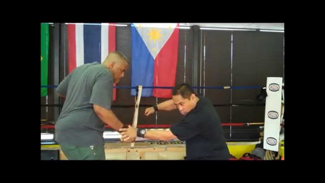 Karambit: 3 Simple Counter Defense Moves - YouTube