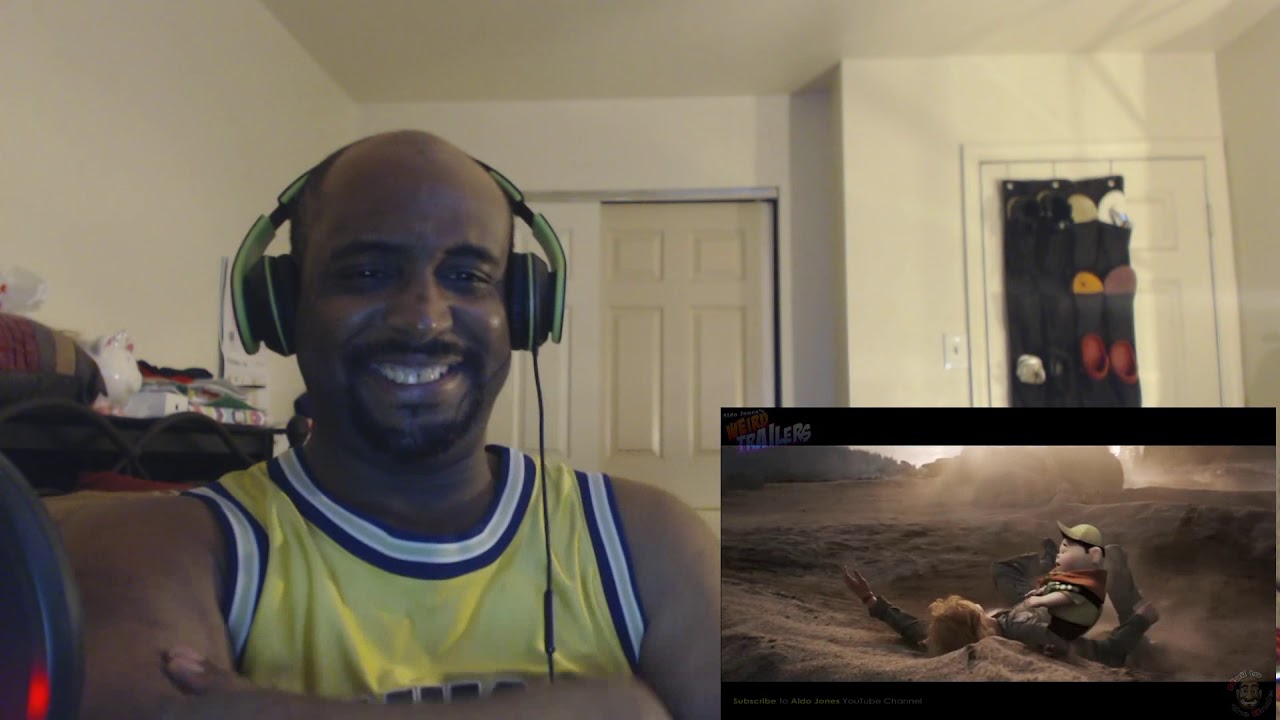 CAPTAIN MARVEL Weird Trailer REACTION - YouTube