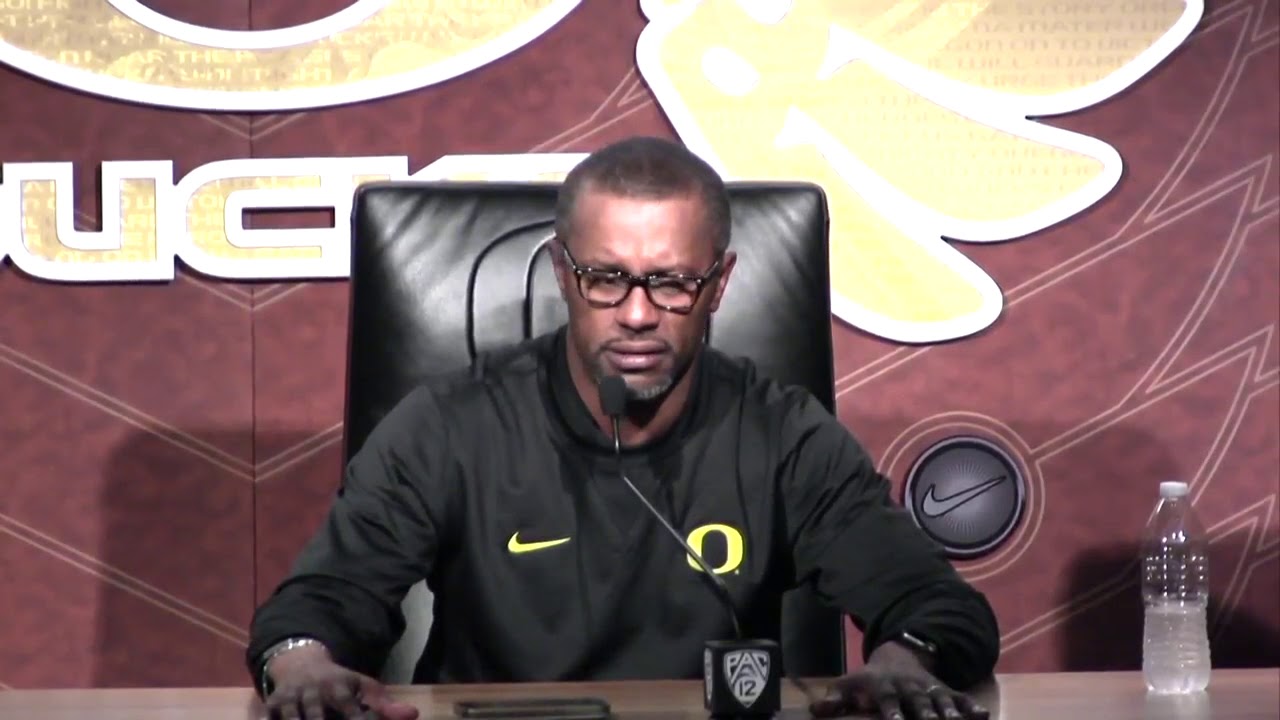 Willie Taggart discusses Oregon, Washington rivalry - YouTube