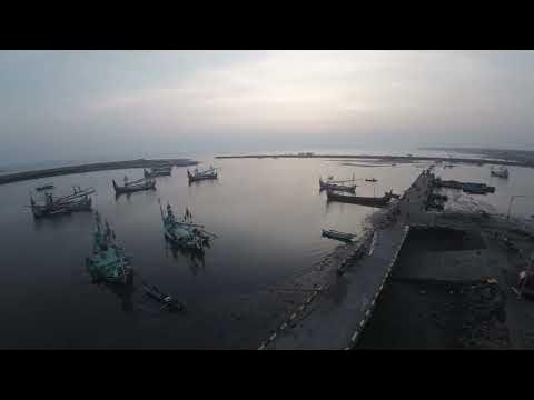 Pelabuhan Perikanan Nusantara Pengambengan, Negara, Jembrana, Bali - Flywoo Explorer DJI O3 4K ...