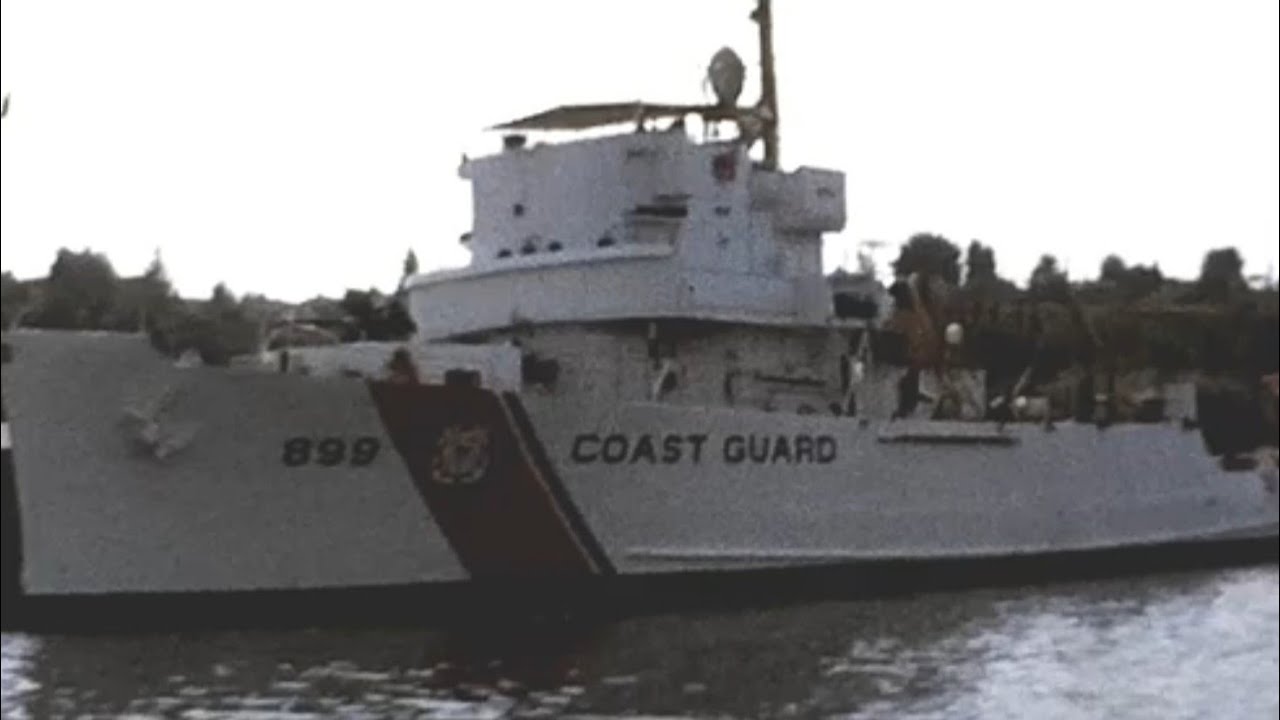 USCGC Lamar WTR-899 aka USS Lamar PCE-899 In Seattle Washington 2 ...