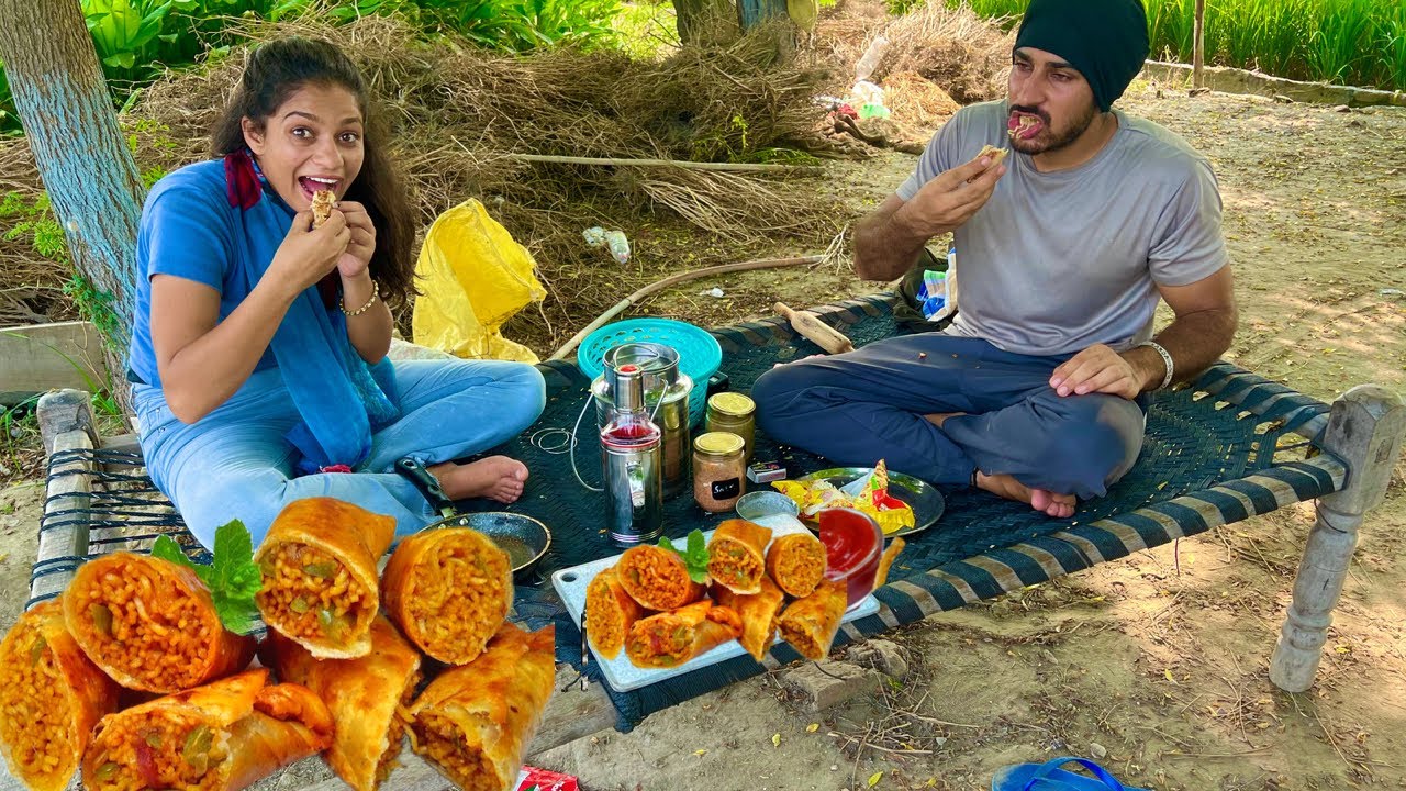 Bread Maggie roll Recipe 😋🥀 | Village life of punjab 🏡 - YouTube