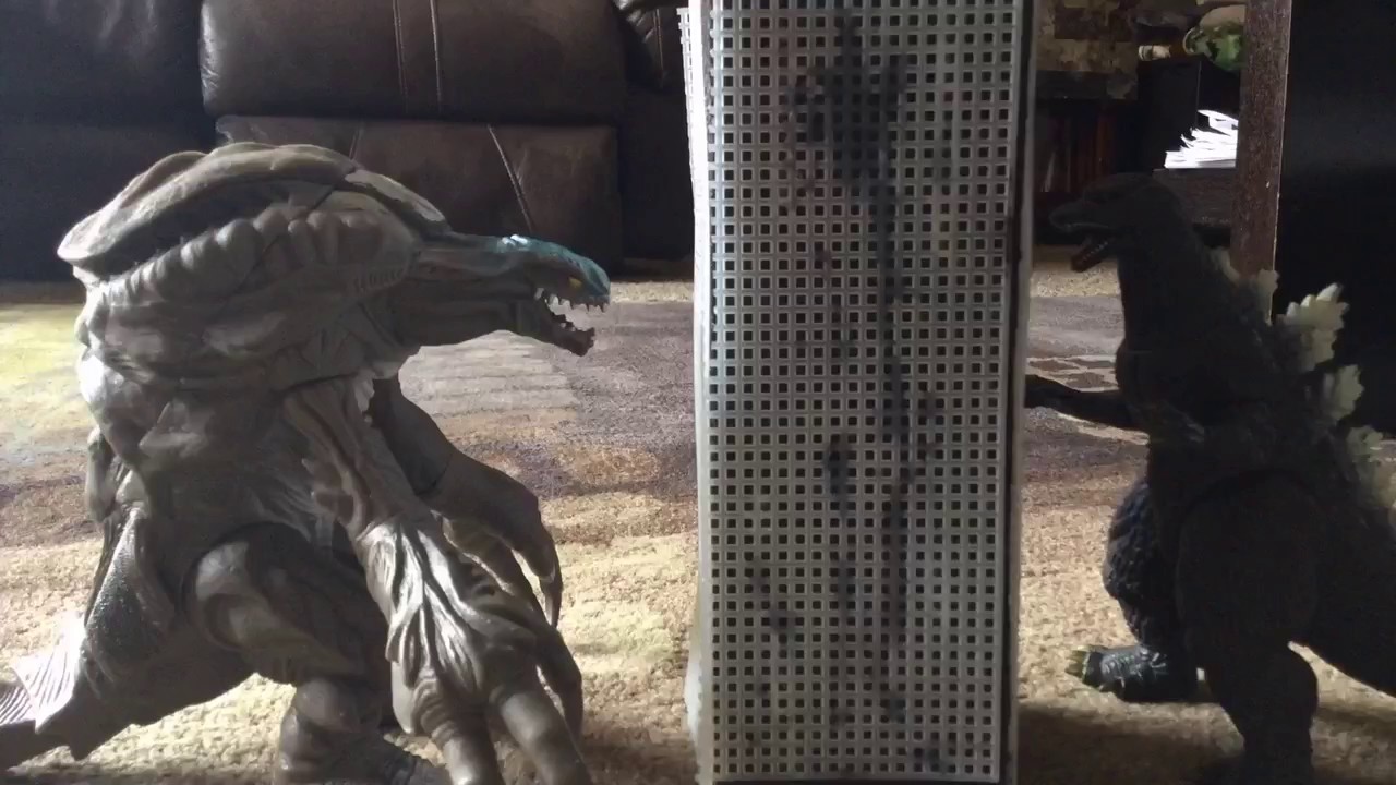 Godzilla V Orga (Stop Motion Test) - YouTube