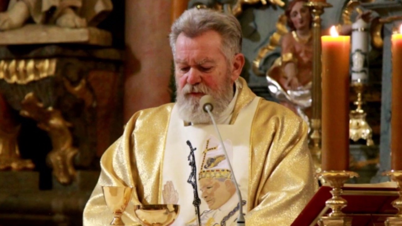 40 lat w sutannie - Ks. Leszek Jan Marciniak - YouTube