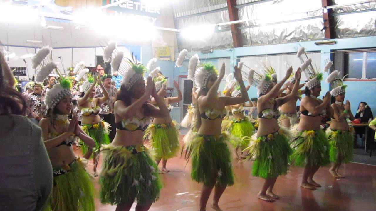 Mauke dance group - Social - Aug 2013 - YouTube