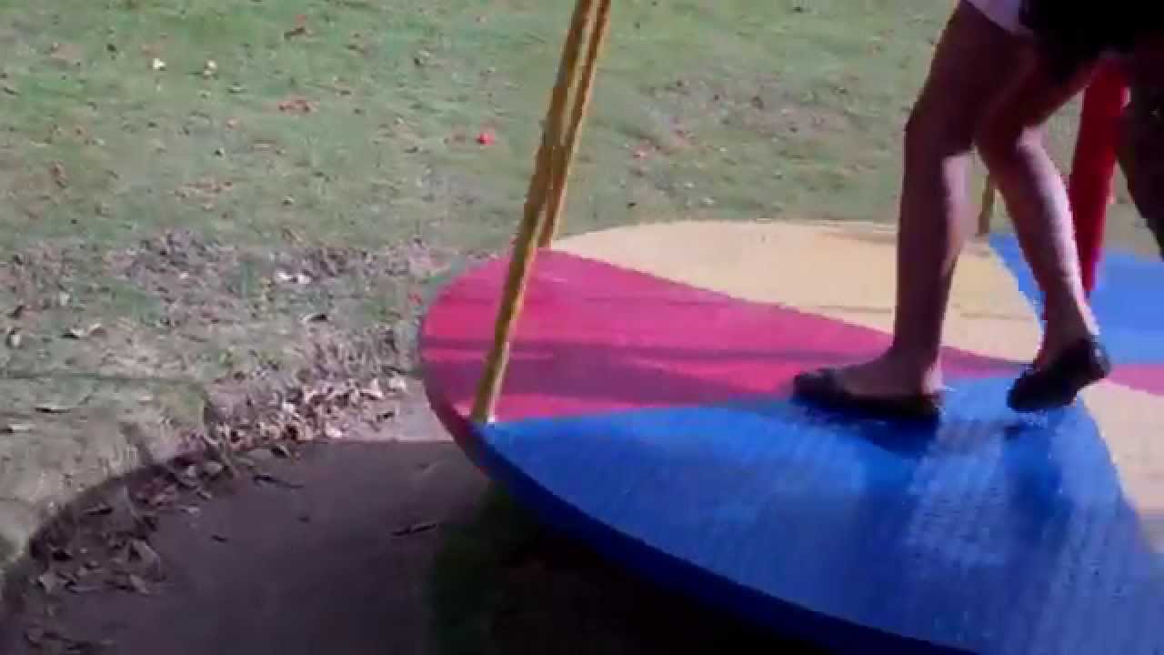 Epic!! Merry Go Round ~ Fail - YouTube