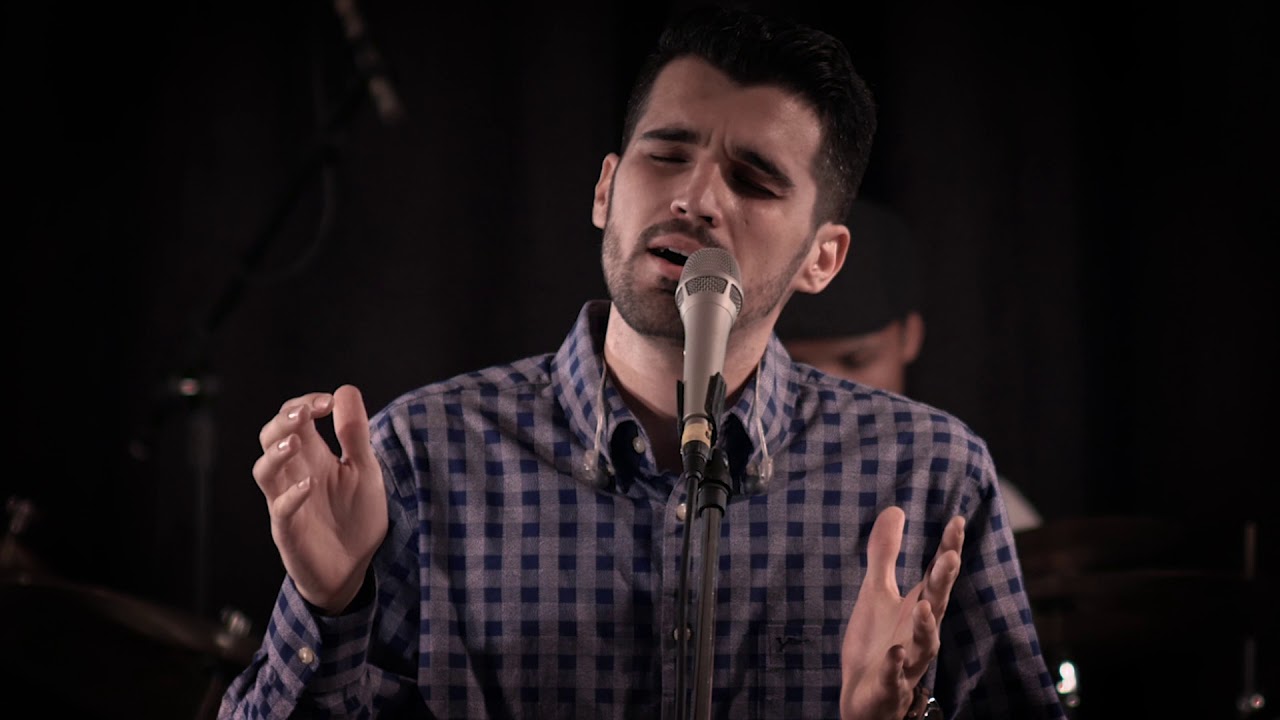 Thiago Balera - Meia Noite (Edu Lobo) - YouTube