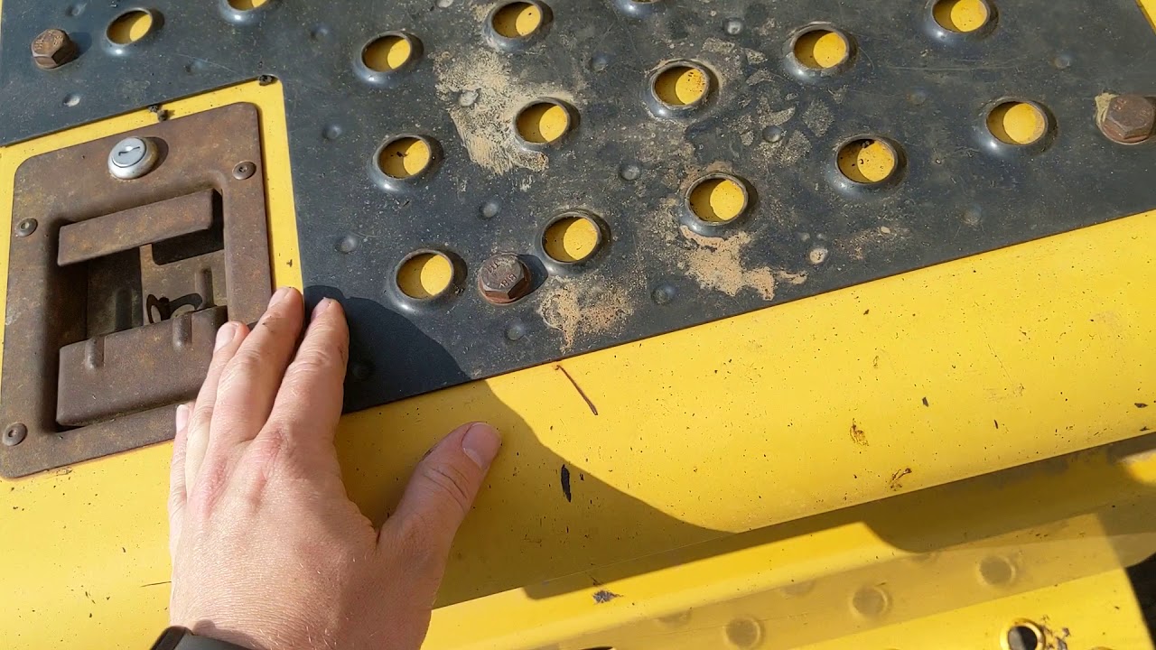 2006 John Deere 120C Excavator: Engine Compartment Inspection Video ...