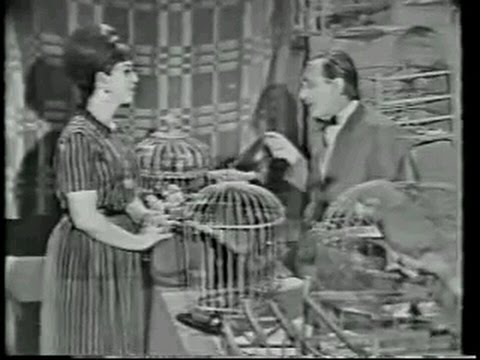 Eny Gonzalez es Angelita en la Tremenda Corte "cotorricidio" - YouTube