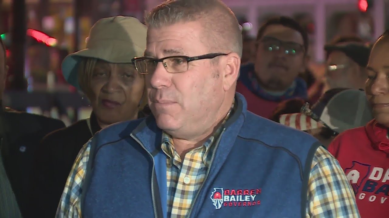 Darren Bailey holds rally at Daley Plaza - YouTube