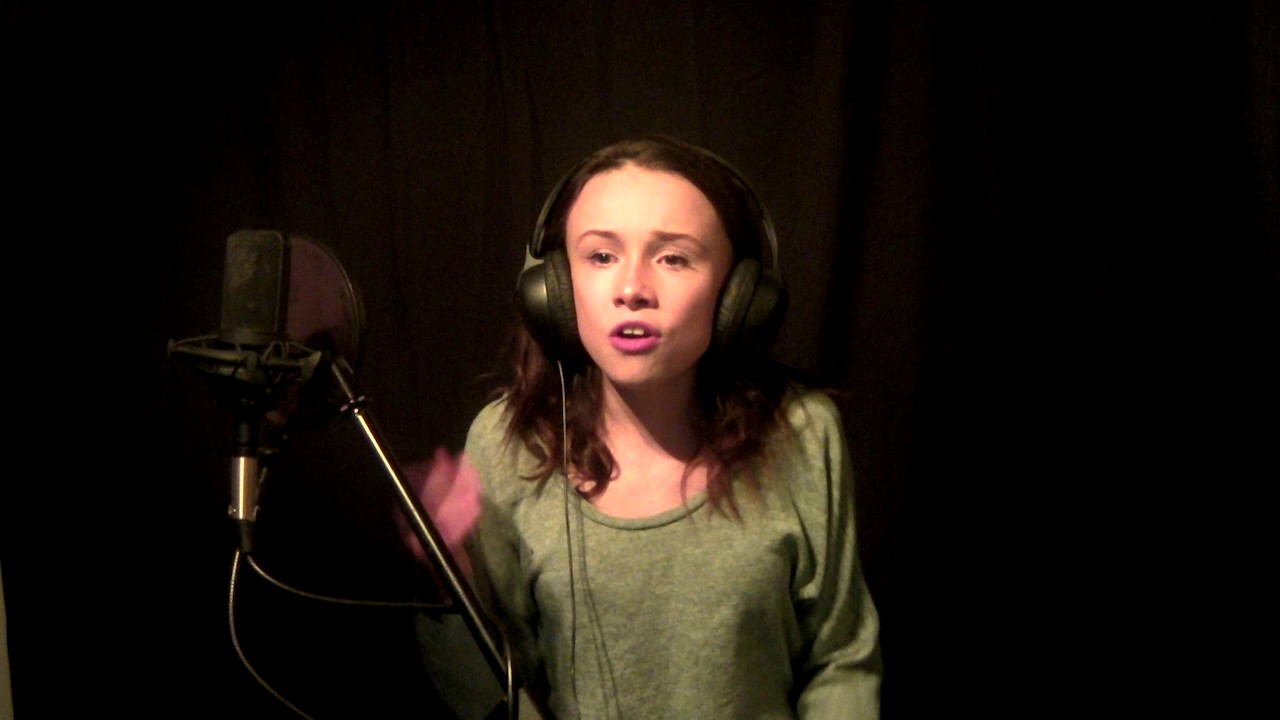 Tuesday Hofmann - Sweet Child of Mine - YouTube