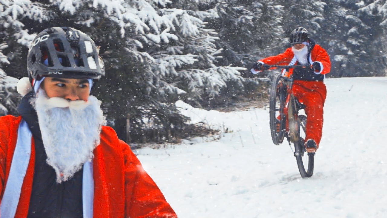 CHASING SANTA! / FULLSENDTV CHRISTMAS SPECIAL - YouTube