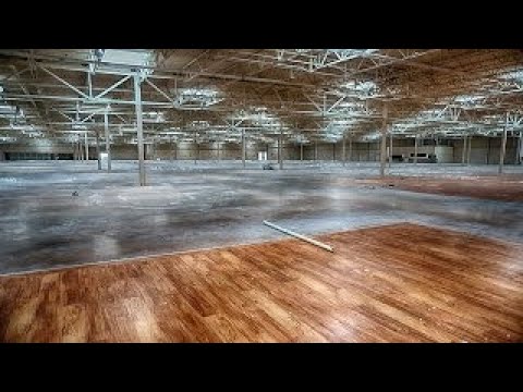 Urban Explorer Inside an Abandoned Walmart (Rare Walmart Closings ...