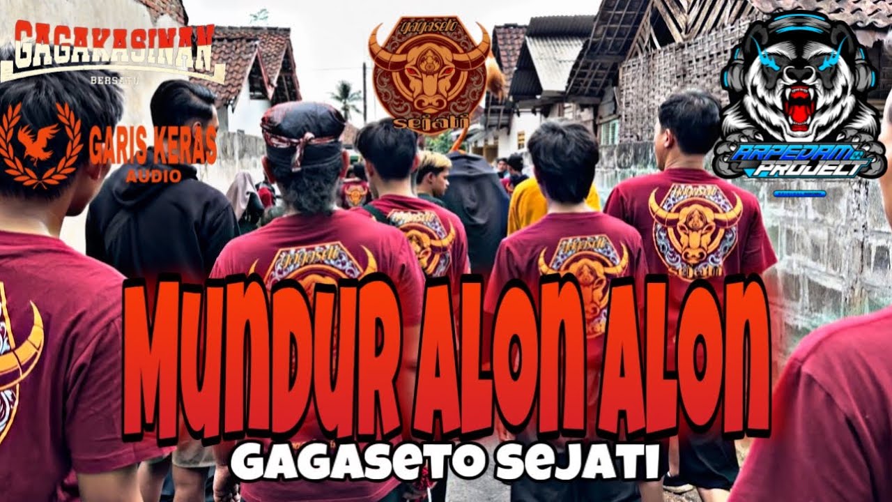 Dj bantengan MUNDUR ALON ALON (live desa slamparejo)‼️remixer by @arpedamproject - YouTube