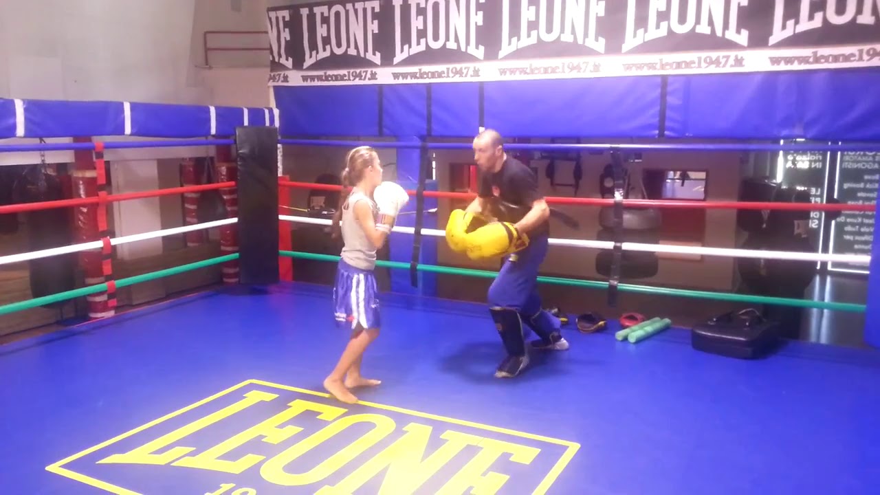 Pro Evolution Fight passate di K1 con Asia .. 11 anni - YouTube