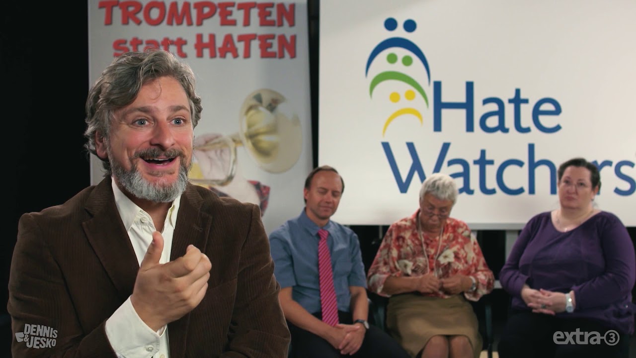 Johannes Schlüter leitet die Hate Watchers | extra 3 - YouTube