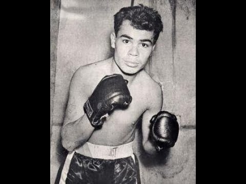 Un día como hoy: "Alacrán" Torres - YouTube