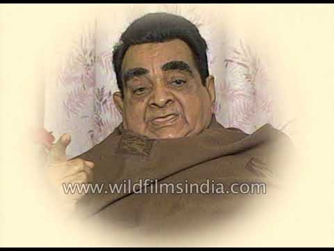 Tribute to the veteran comedy actor, Mukri - YouTube