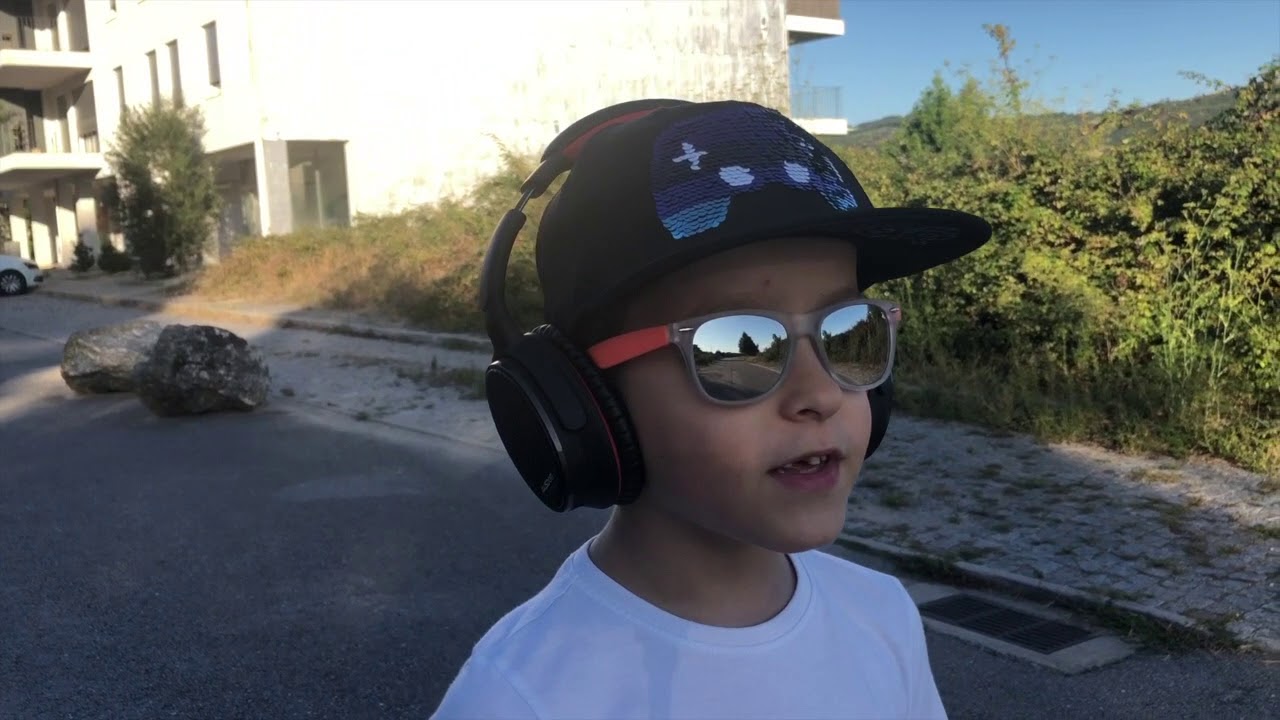 1º Video Michael Gamer Hoverboard - YouTube