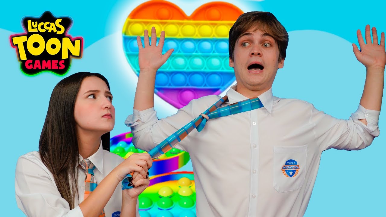 ROBLOX - LUCCAS NETO NA CORRIDA DE OBSTÁCULOS COM FIDGET TOYS - YouTube