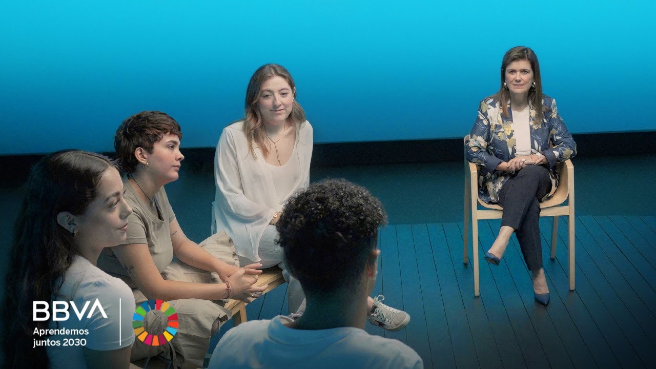 La importancia de hablarse bien a uno mismo. Con Pilar Sordo | Desafíos ...