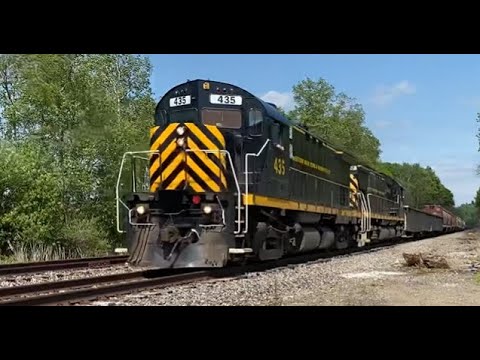 WNYP Railroad C424 in Columbus - YouTube