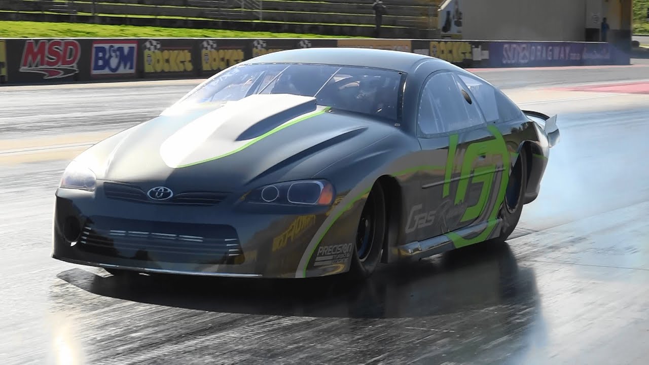 GAS RACING 2JZ FX TOYOTA CAMRY TESTING AT SYDNEY DRAGWAY 15.2.2015 ...