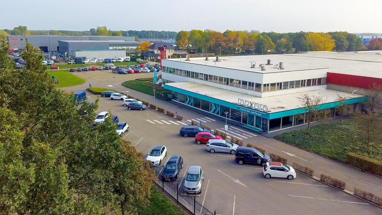 Maxaro 5.000m² Badkamer en Tegelinspiratie in Roosendaal - YouTube